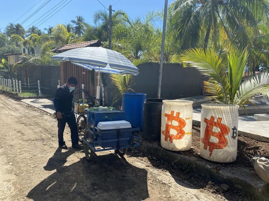 Bitcoin Beach, El Salvador: Leading the Digital Frontier | Vivo Latam ...